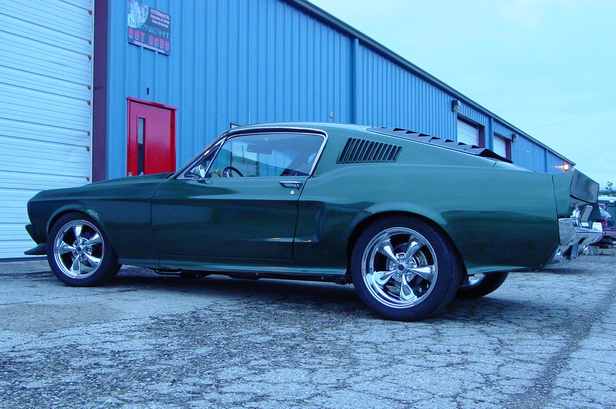 67 Mustang Fastback, 4 speed, 4 link, Tubbed, Roll Cage, Coil Overs ...